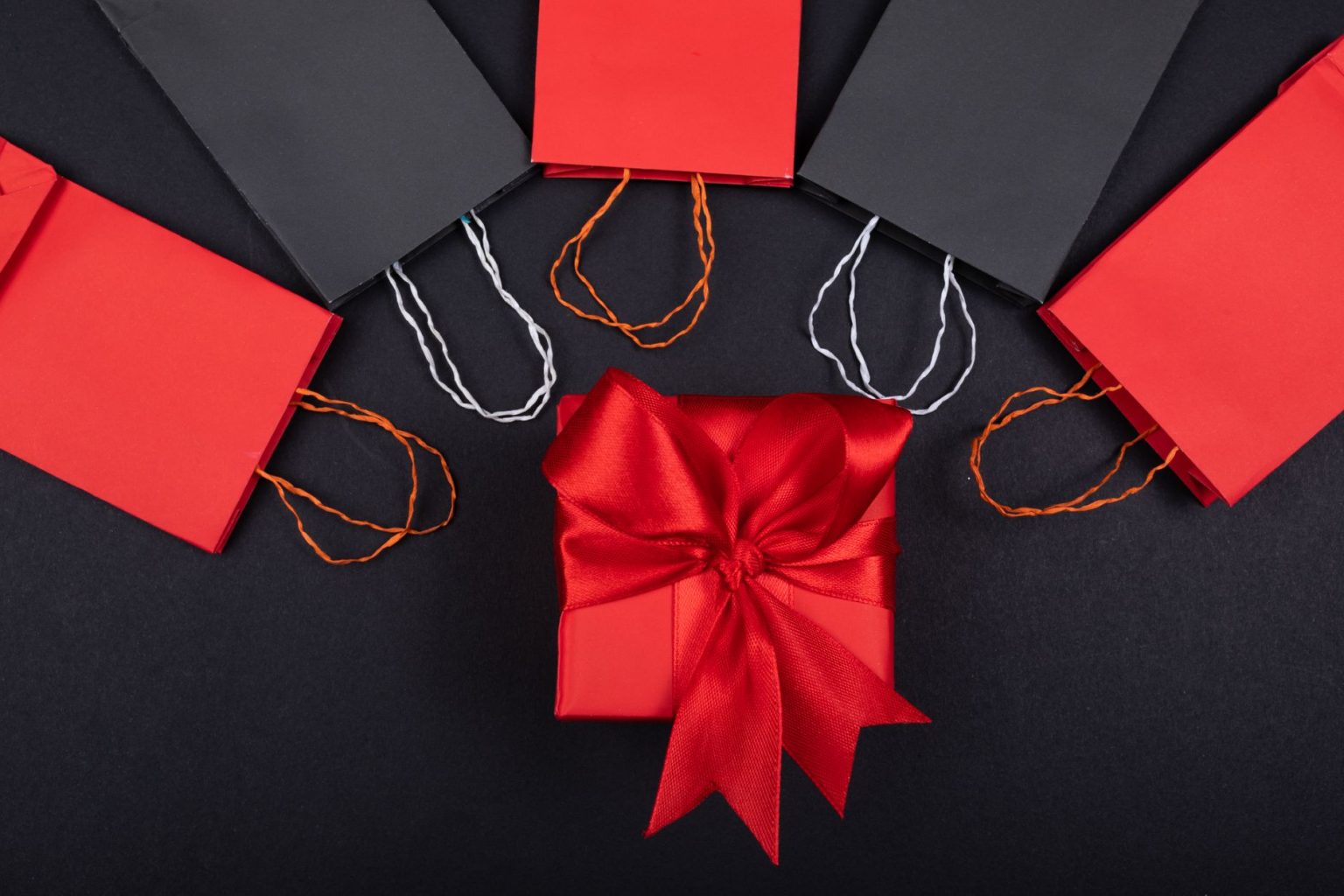 DTC Marketing Agency for Gifting & Seasonal Brands 2026 – Apex Brands